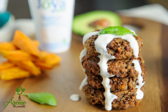 Chiftele cu linte, ciuperci si sos de iaurt - de post - Arome de poveste